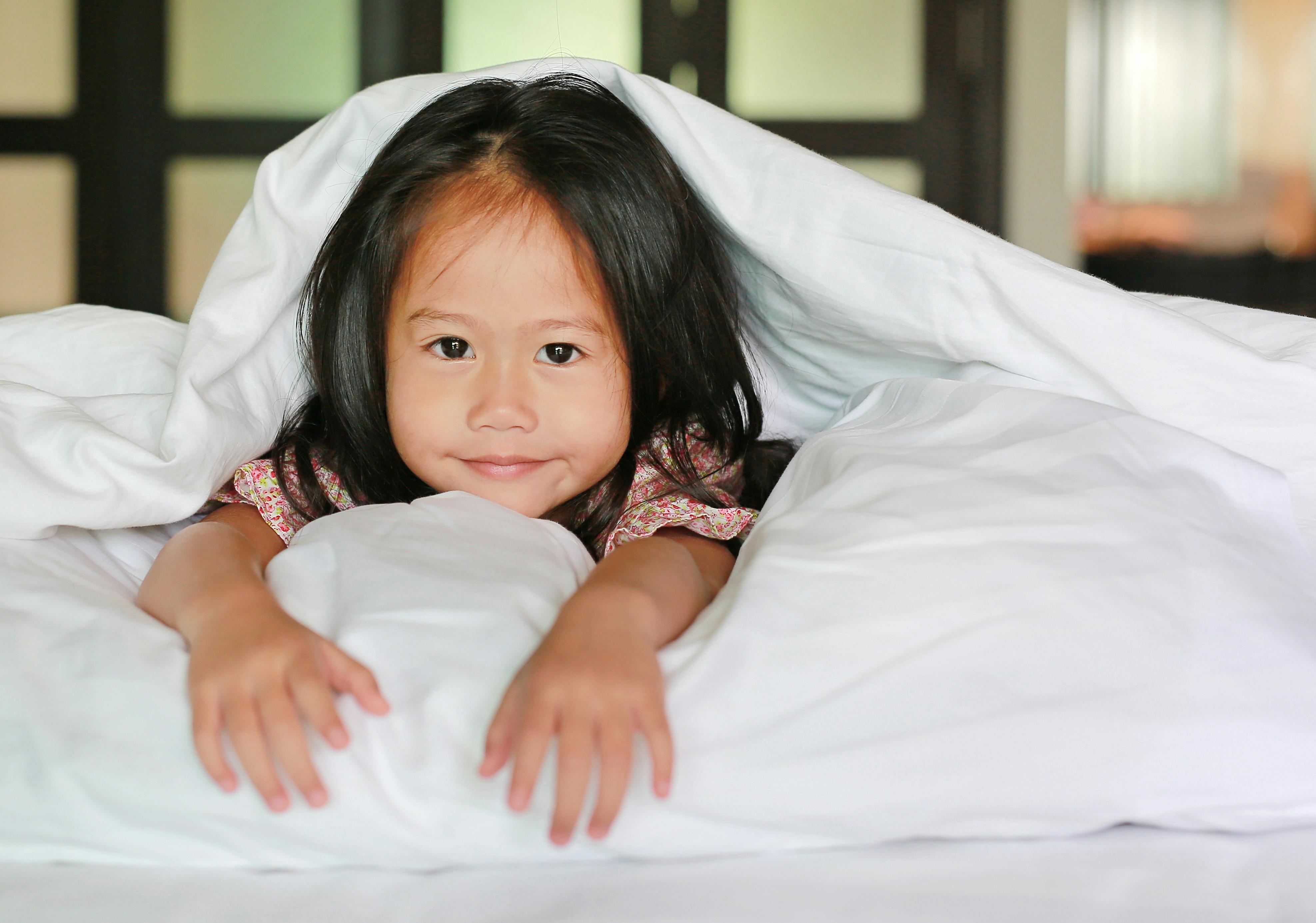 Is this the best way to get early risers to stay in bed? - Winnie